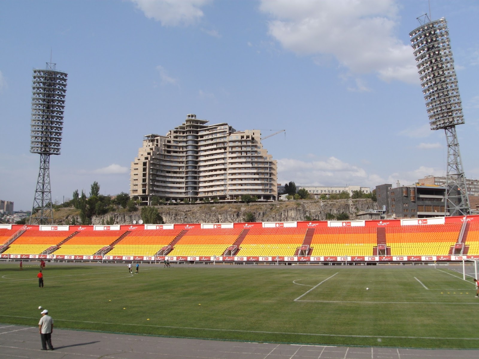 Extreme Football Tourism: ARMENIA: Hrazdan
