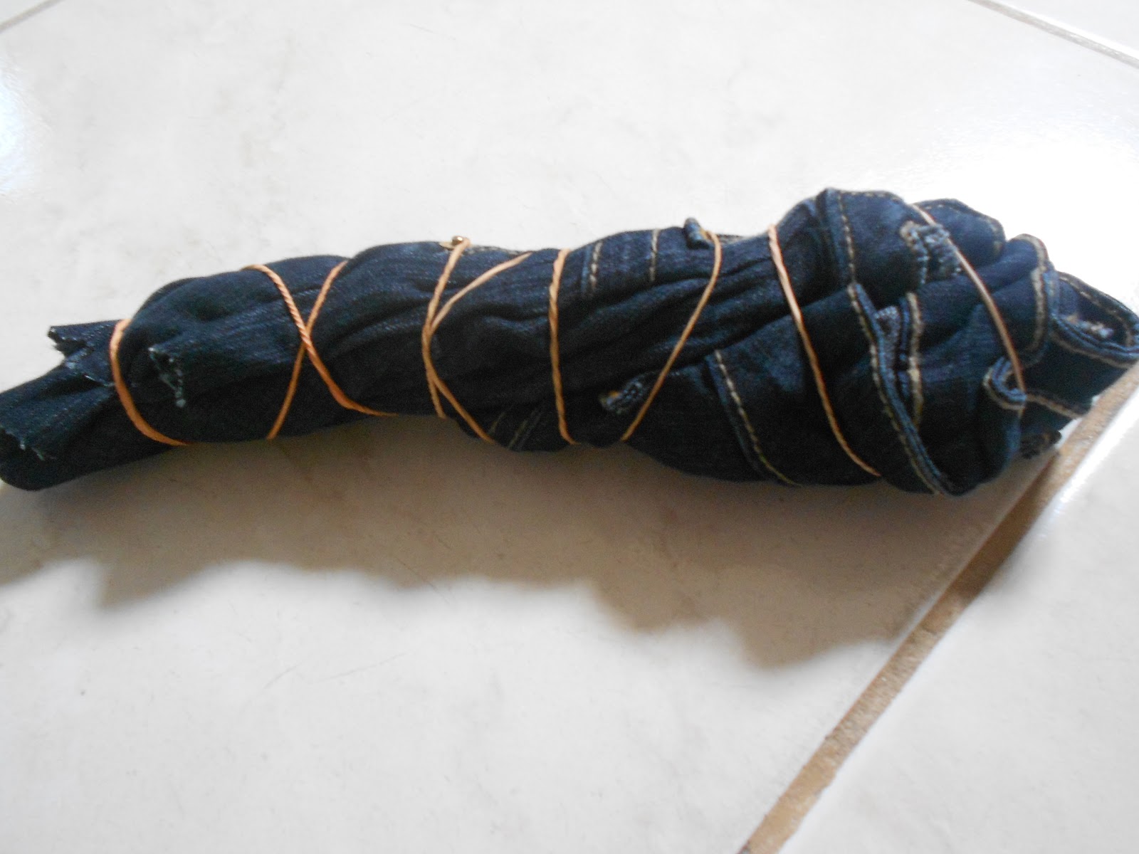 De menina pra menina: Como desbotar um Jeans