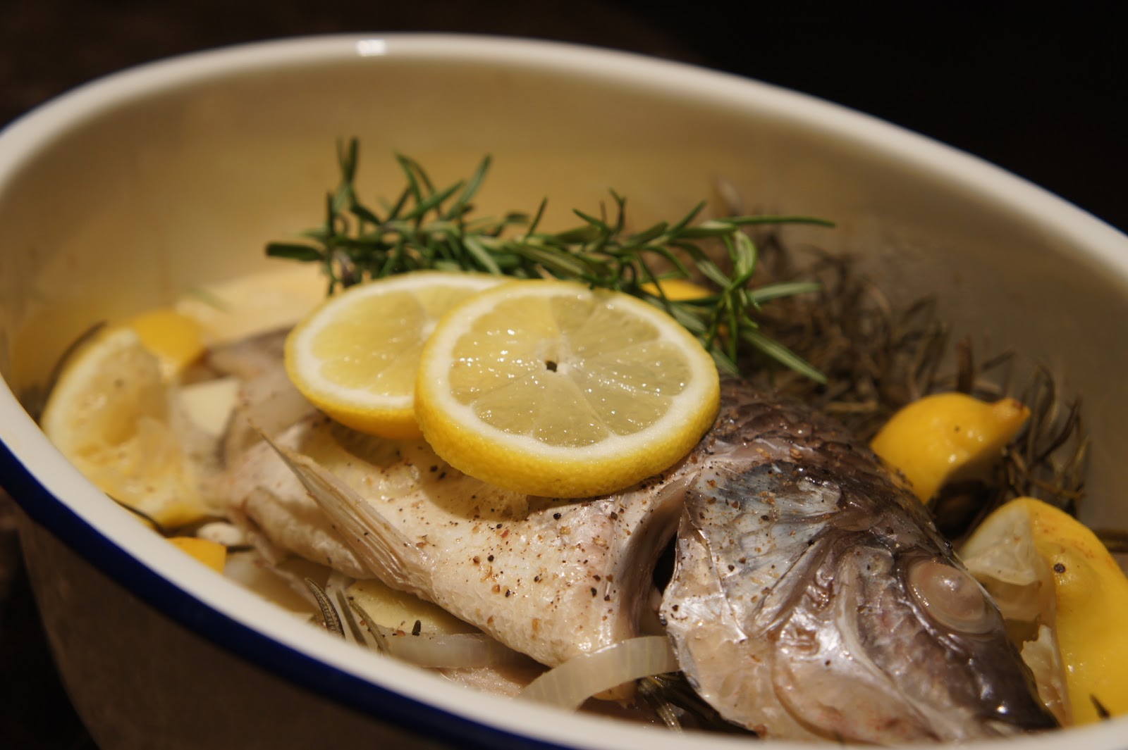 Say My Kitchen: Rosemary & Lemon Baked Fish 迷迭香柠檬烤鱼