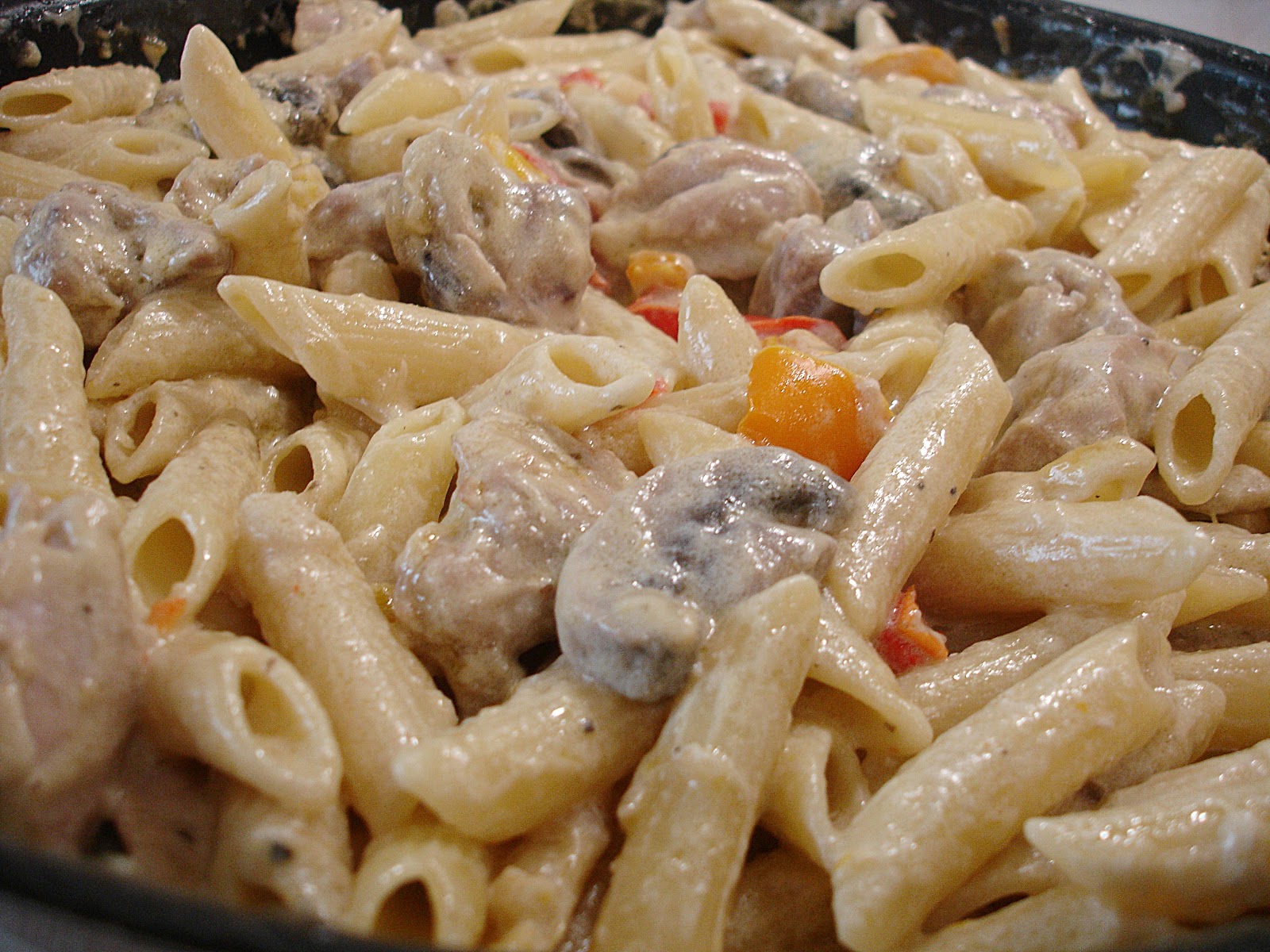 ΦΙΛΕΤΟ ΚΟΤΟΠΟΥΛΟ ΑΛΑ ΚΡΕΜ ΜΕ ΠΙΠΕΡΙΕΣ ΚΑΙ ΜΑΝΙΤΑΡΙΑ