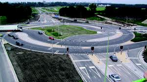 AÍ ESTÃO ELAS, AS TURBO-ROTUNDAS ~ My Own World