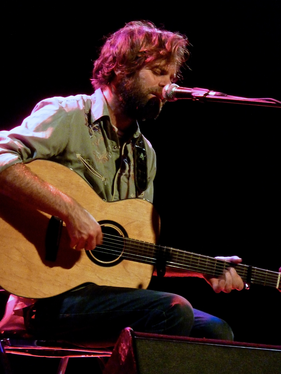 Neulich beim letzten Konzert vorm Weltuntergang: Neil Halstead in der ...