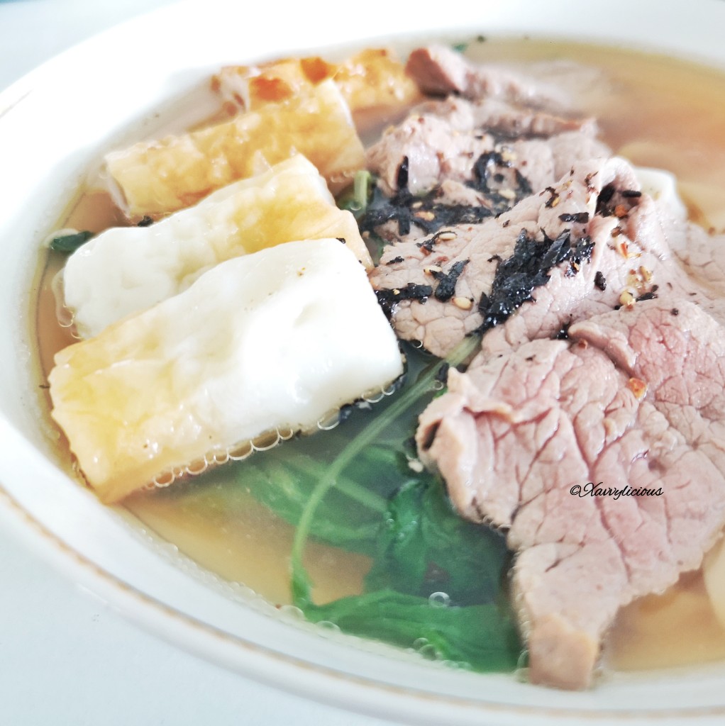 xavvy-licious: Peanut Roots Soup [花生根汤]