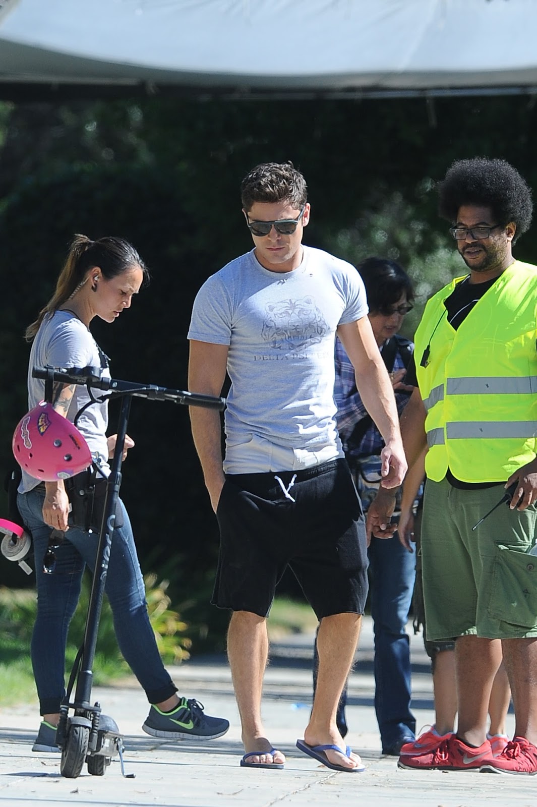 Straight Jock Feet: Zac Efron is absolute perfection...