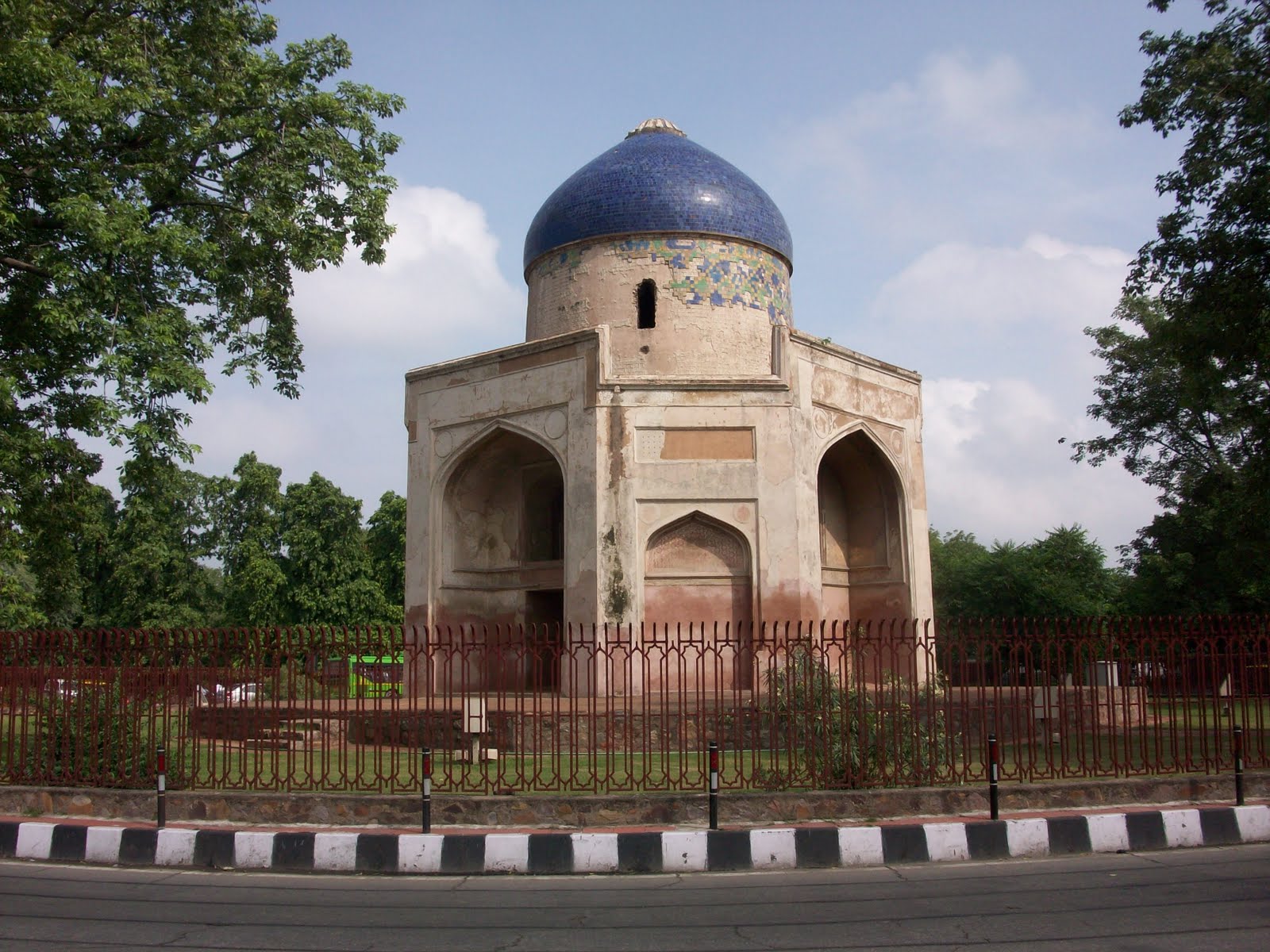 Destination Explorer way for Unique Travel Experiences: Nizamuddin ...