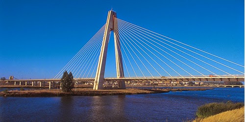 ESTRUCTURAS DE PUENTES EN CONCRETO: octubre 2014