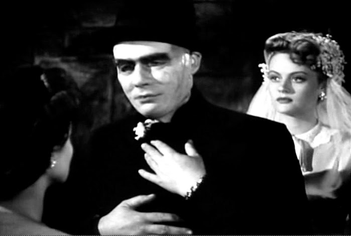 13: THE SMILING GHOST / Warner Bros. - 1941