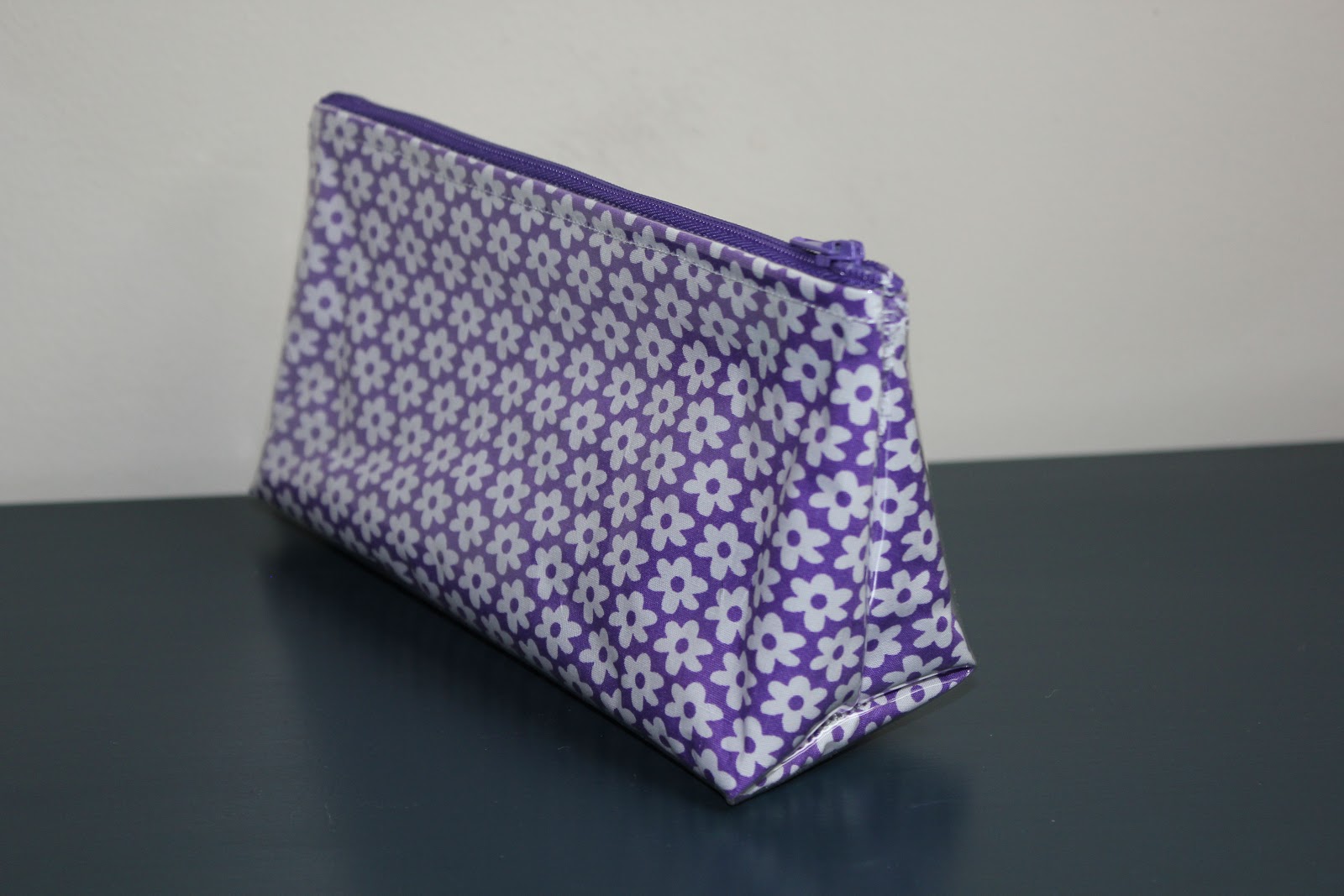 L'atelier Des Petites Bauloises: Des trousses, encore des trousses...