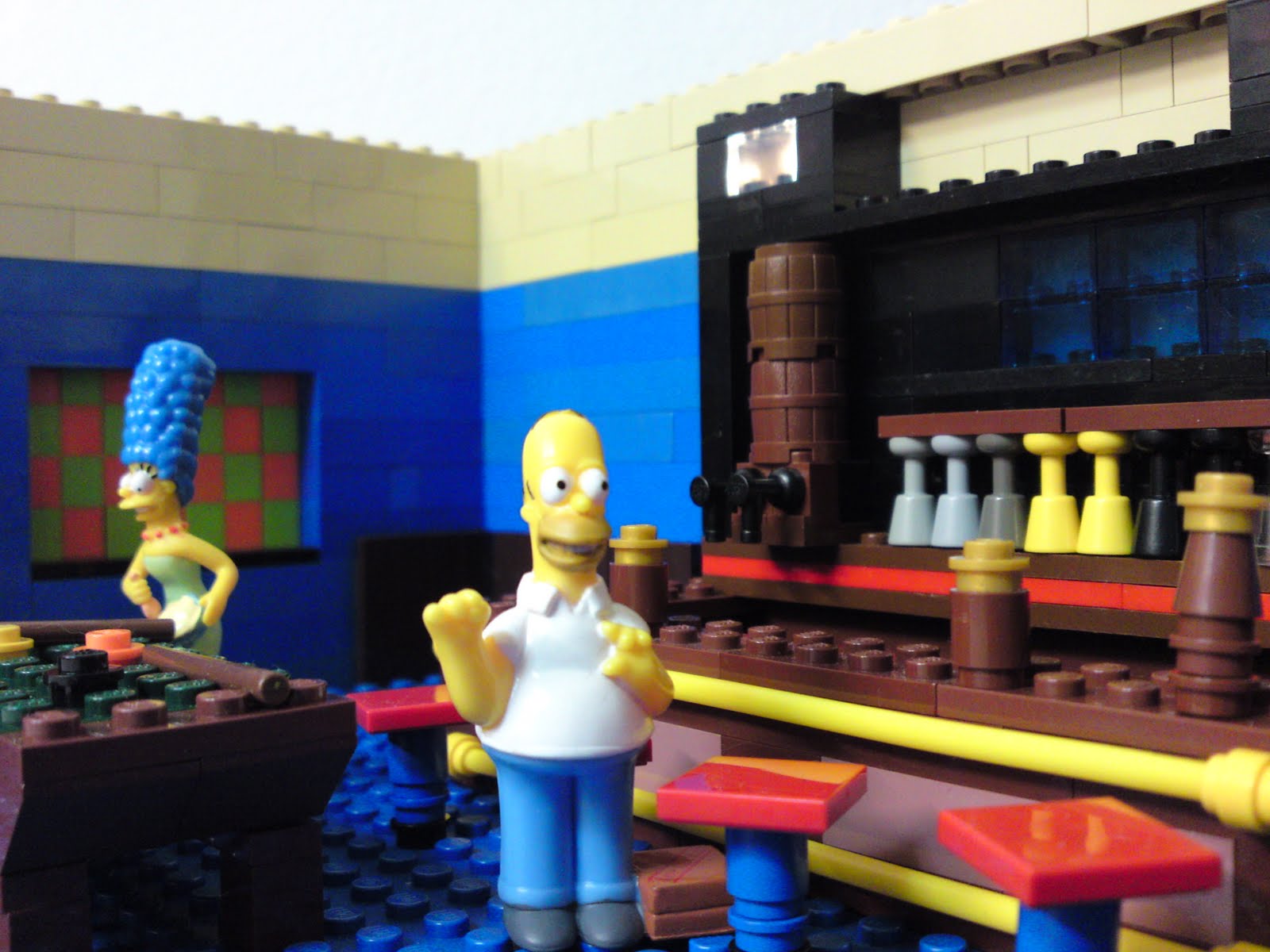 Lego Nerds: Simpsons Springfield Lego Moe's Bar