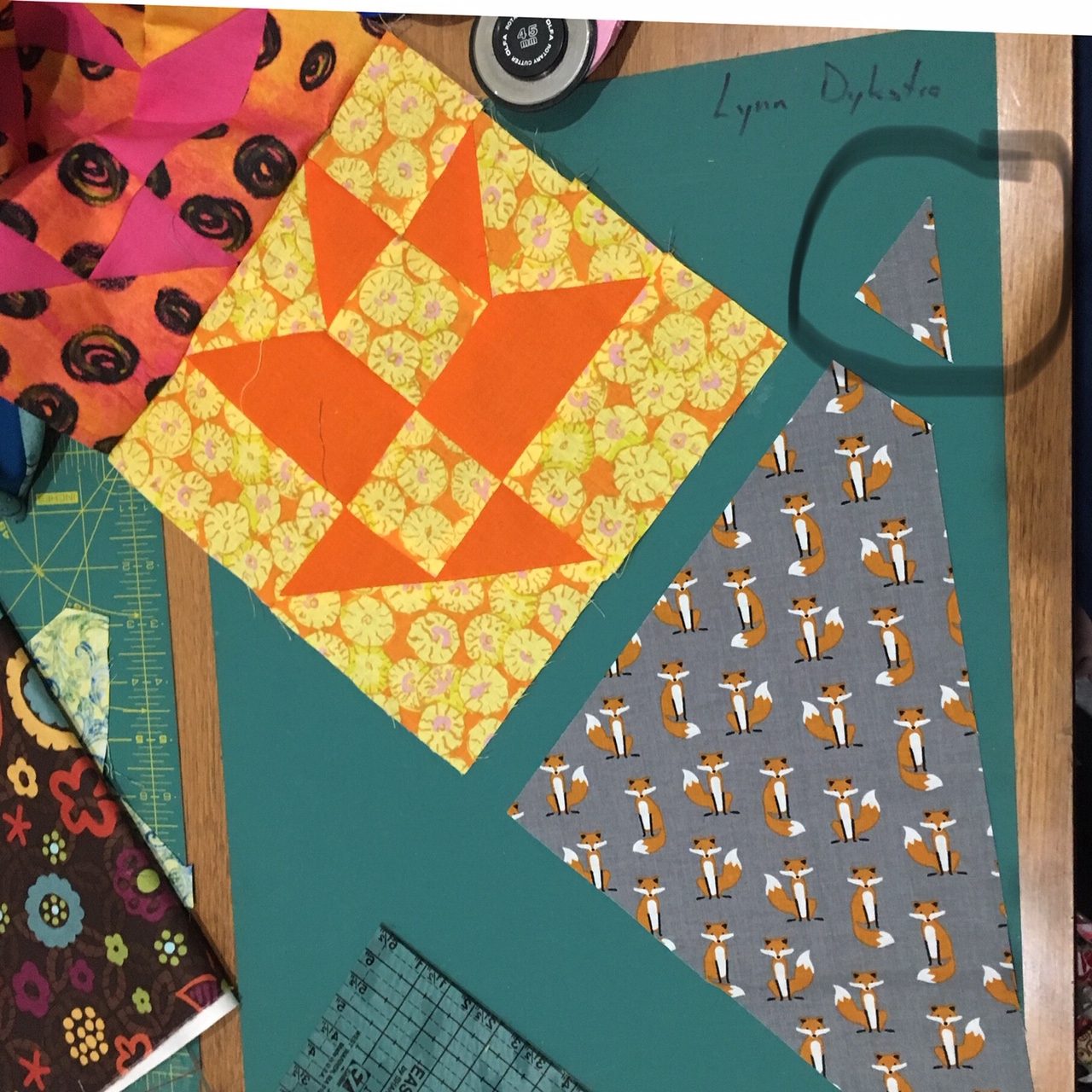 klein meisje quilts: tip # 47, trim triangles for floating sets