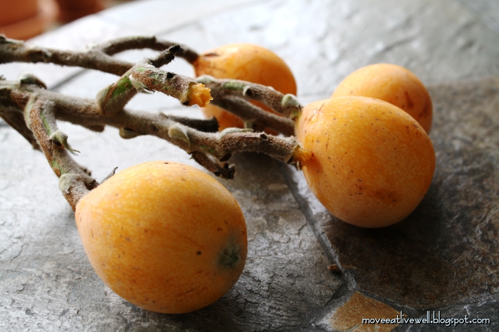 Move. Eat Healthy. Live Better.: STRAWBERRY LOQUAT AQUA FRESCA