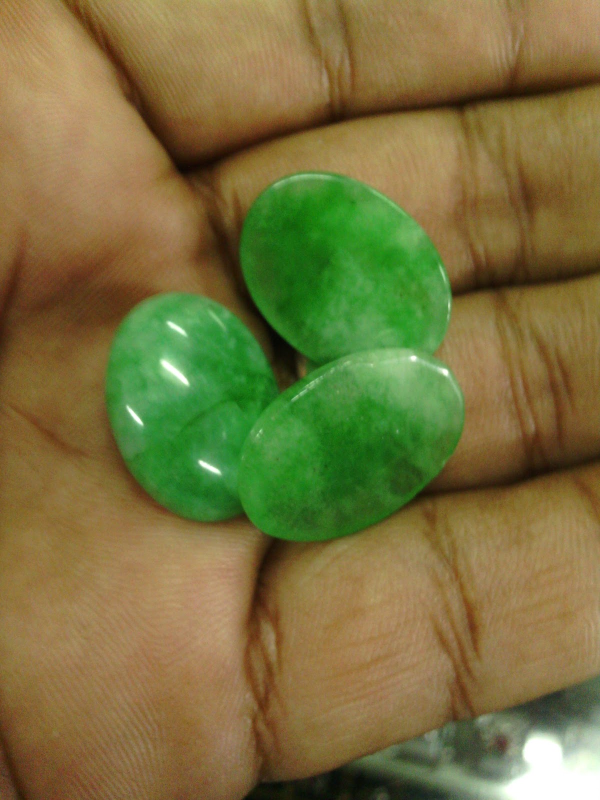 Watusiji Nusakambangan Gemstone: Giok China Top Class