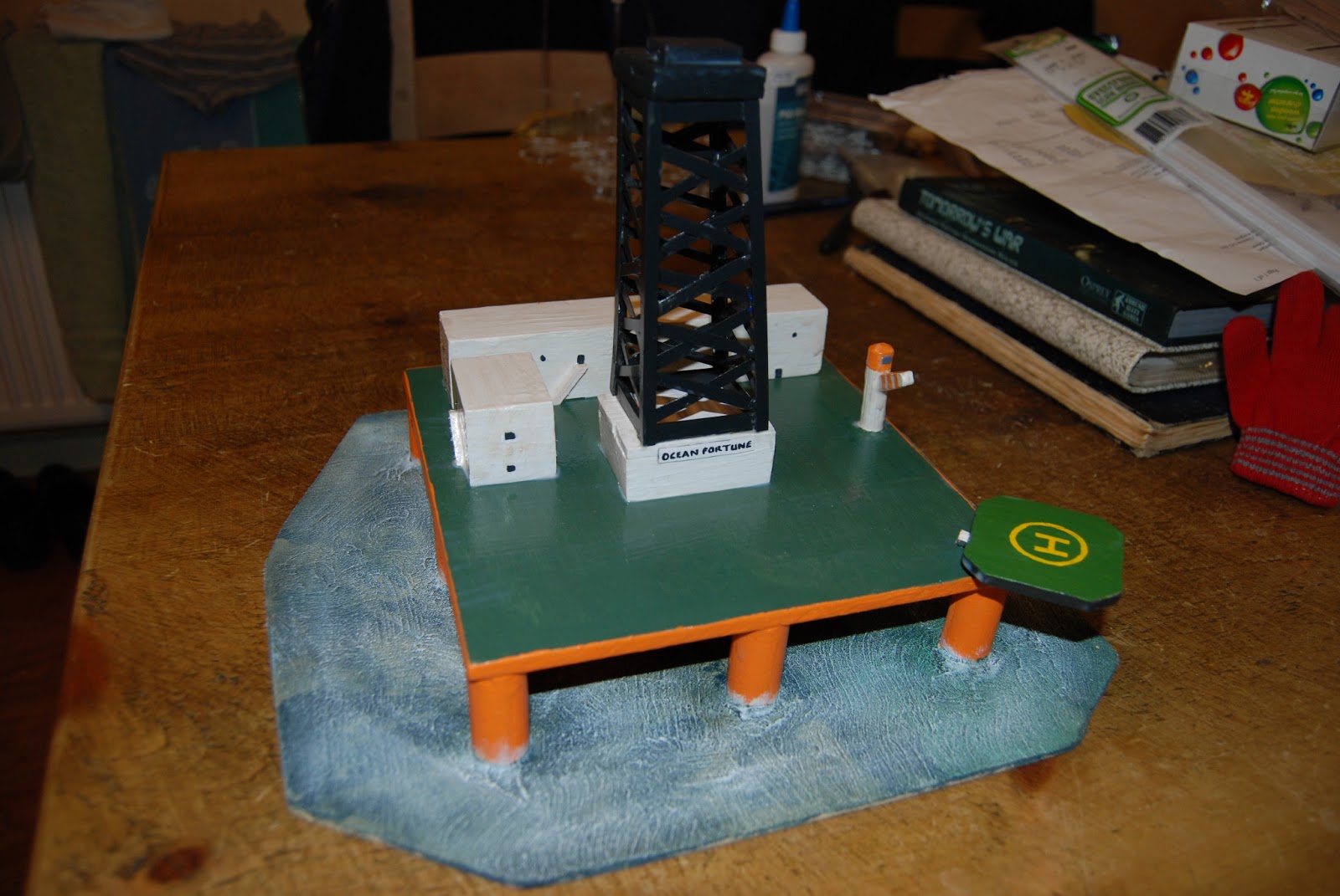 sediment's wargame blog: 1/300 scale Drilling Rig for Arctic Strike scenery
