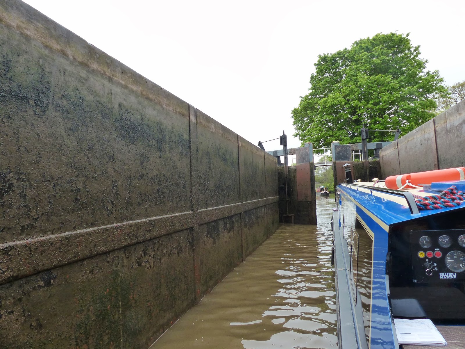 Narrowboat Firefly NZ.. Motor home Europe...: 2013-05-12