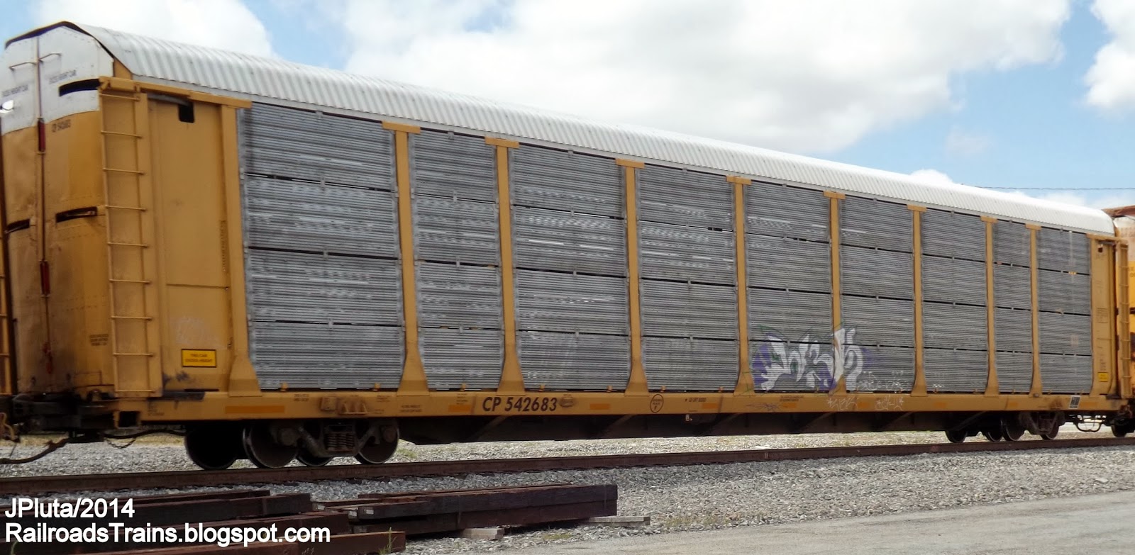RAILROAD Freight Train Locomotive Engine EMD GE Boxcar BNSF,CSX,FEC ...