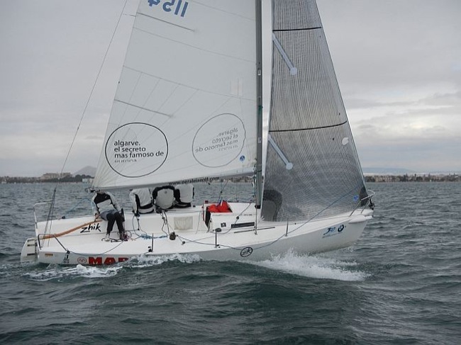 La mar salada: Nuevo foque 3DL de North Sails para J80