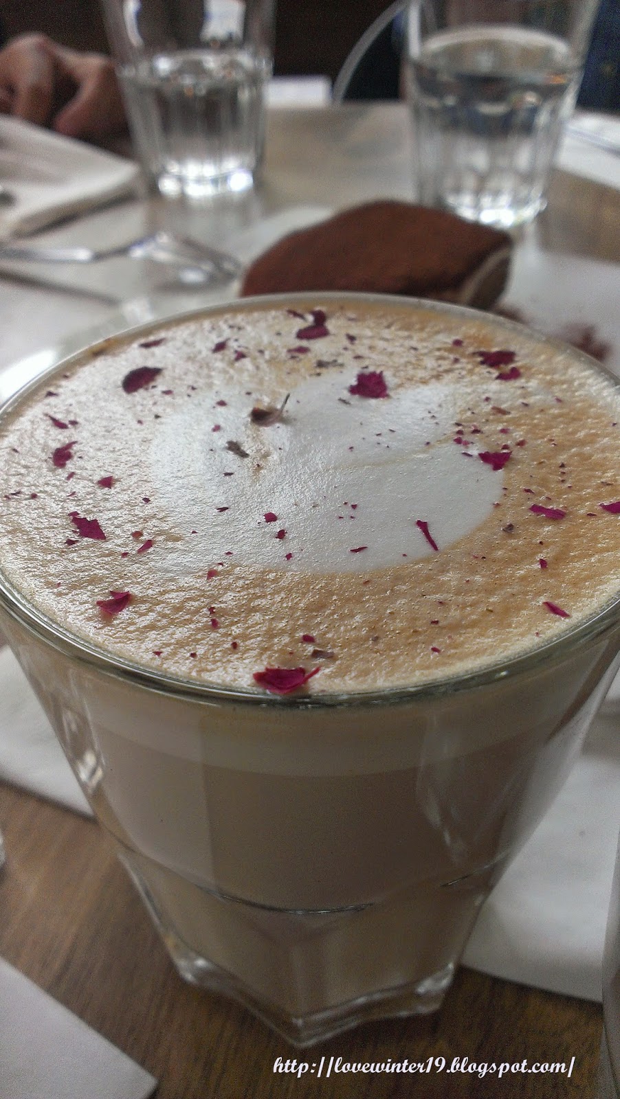 My Palace, My symphony of life and the rhythm in My heart: High Tea ...