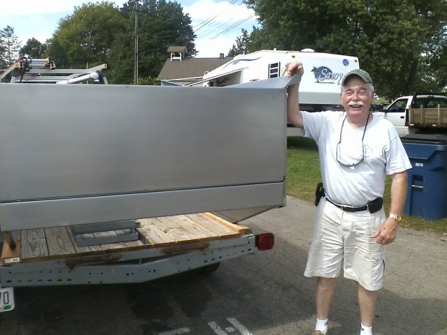 Universal Stepside Truck Beds: C.O.E. Stepside Truck Beds