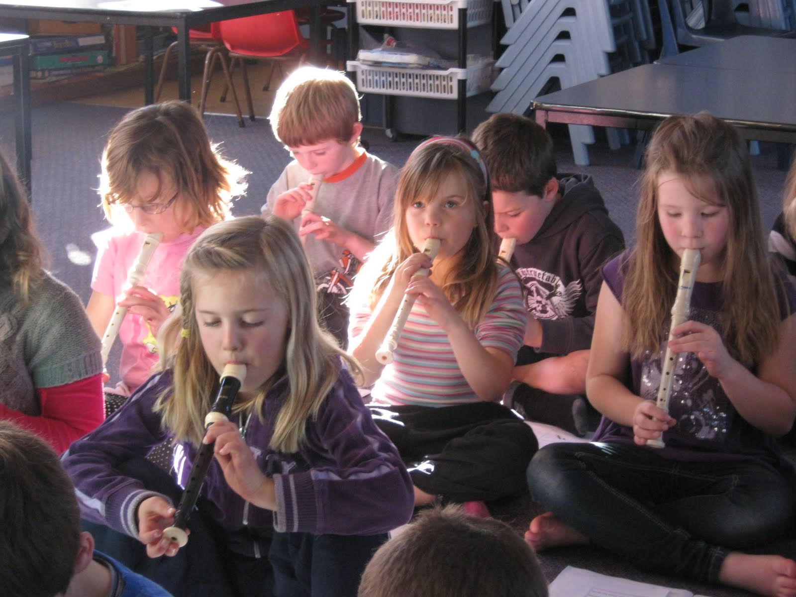 Room 9 you shine all the time: Remarkable recorder playing