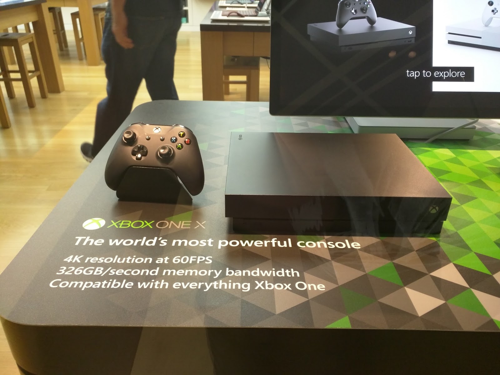 Robert Dyer @ Bethesda Row: Xbox events at Microsoft Store in Bethesda