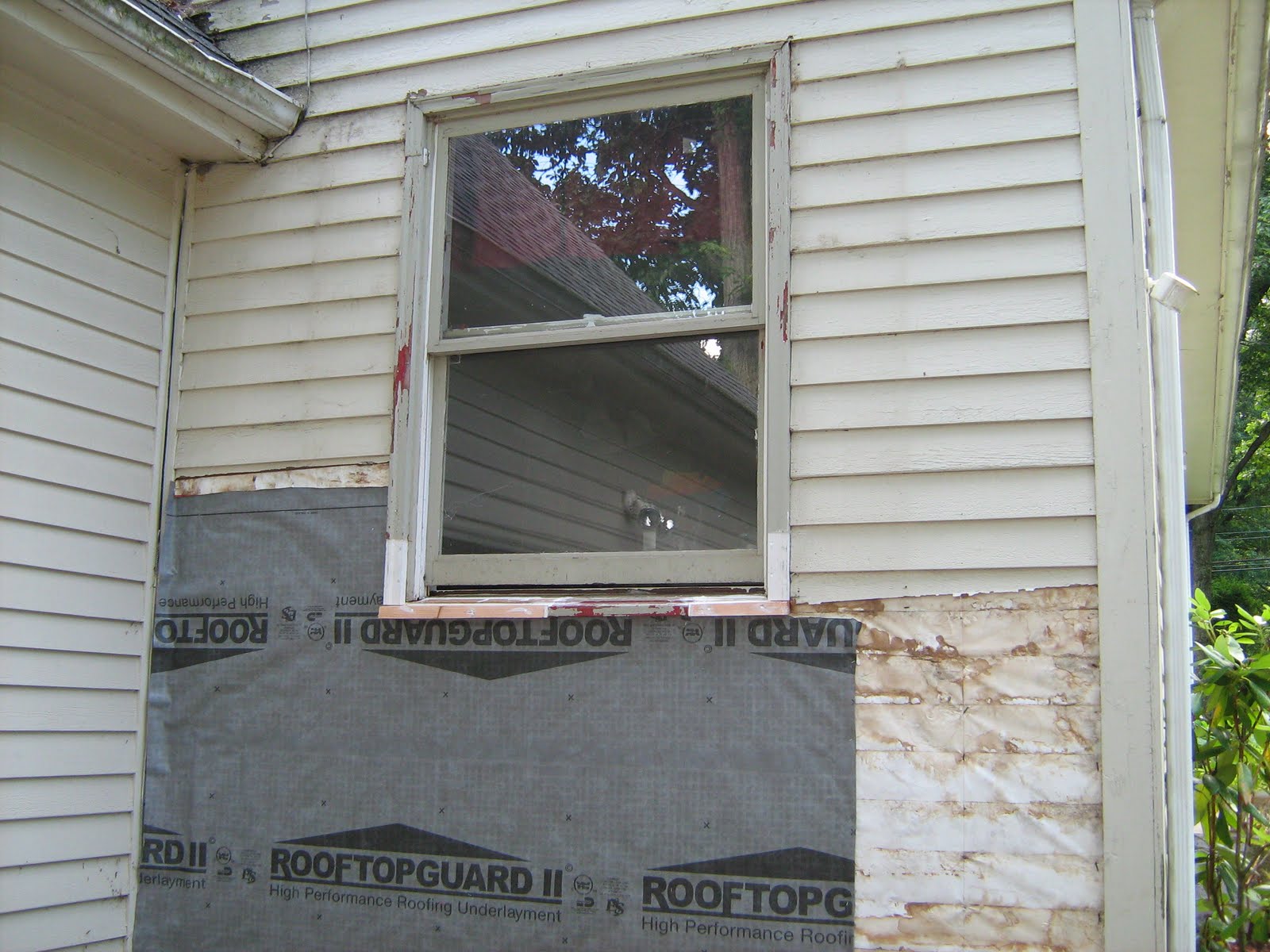 Bruce R. Johnson: Replacement Windows in West Hartford