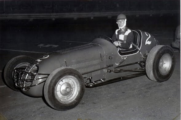 Midwest Racing Archives: 1953 - Big Cars in action at Fort Wayne on Sunday