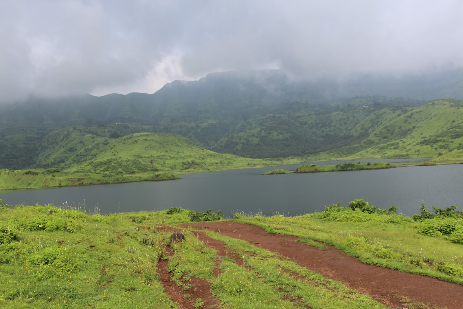 Trek to Garbett Point