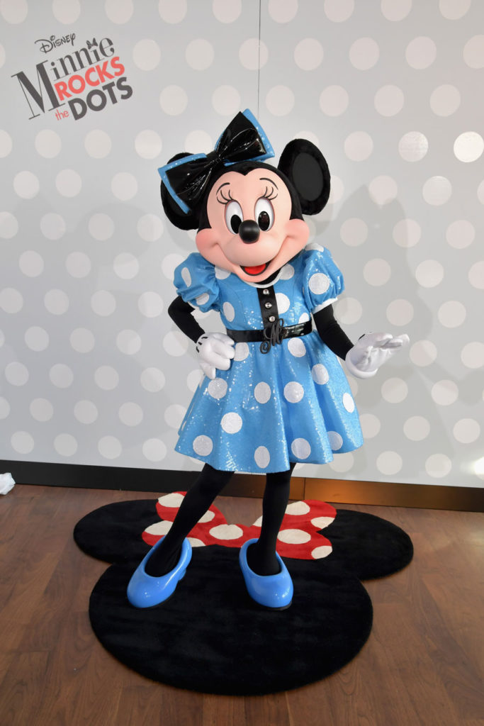 Tiny Trendsetter: A Minnie Mouse is making a Huge Splash in the Fashion ...