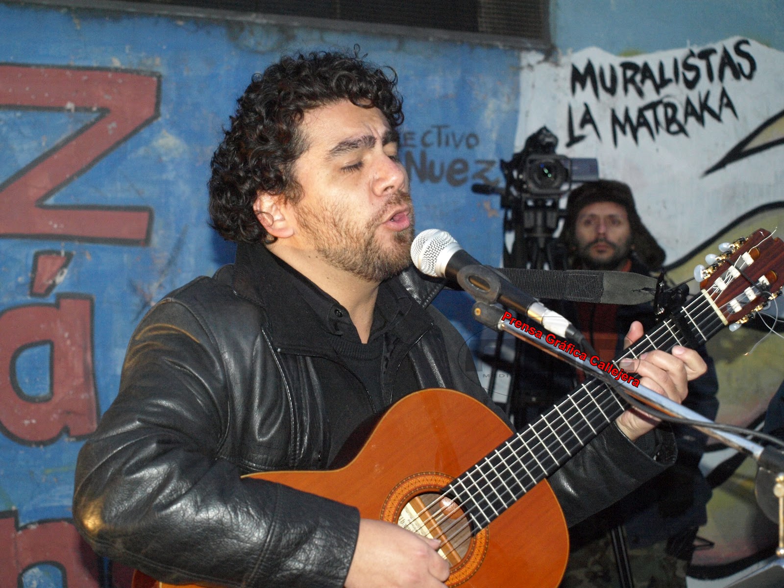 Prensa Gráfica Callejera: Homenaje a Rodrigo Rojas Denegri