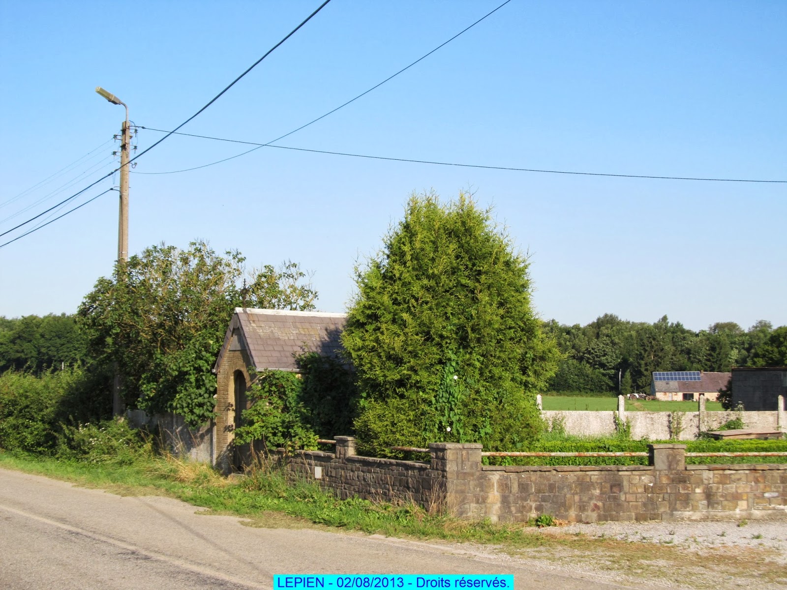 Nos chapelles: Chapelle de la route de Seloignes (Momignies)