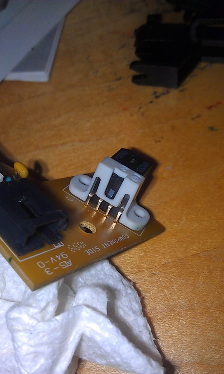 Electronics: Serial encoder / quadrature from an old printer