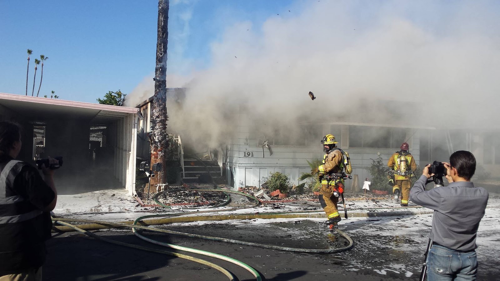 Hemet Fire Responds to 3 home fires with in one hour time period RAW ...