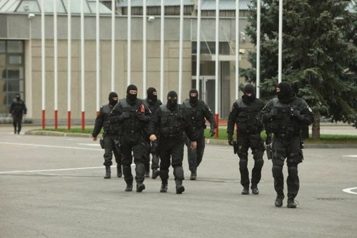 Asian Defence News: ‎Lithuania‬'s anti-terrorist unit ARAS protecting ...