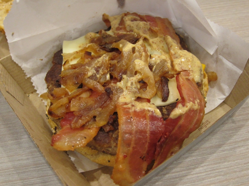 Review: McDonald's - Clubhouse Angus Burger