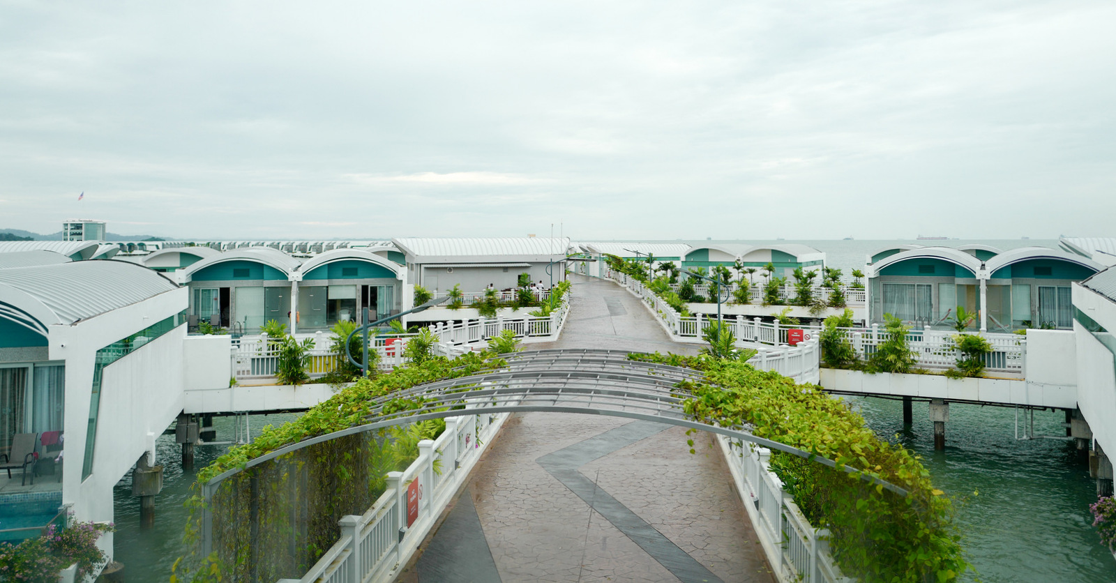 Eat Drink KL | Lighthouse Bar @ Lexis Hibiscus Port Dickson