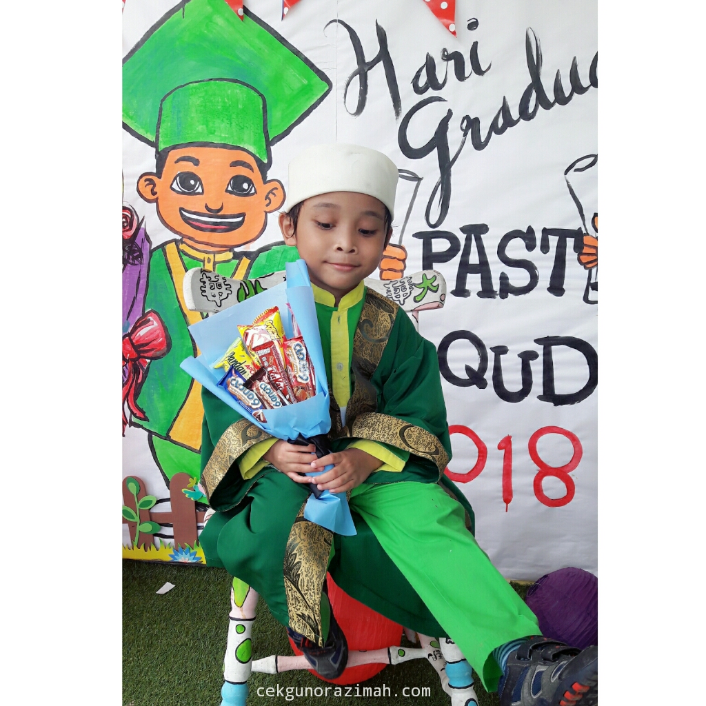 Irfan's Graduation Day 2018 ~ Cikgu Norazimah