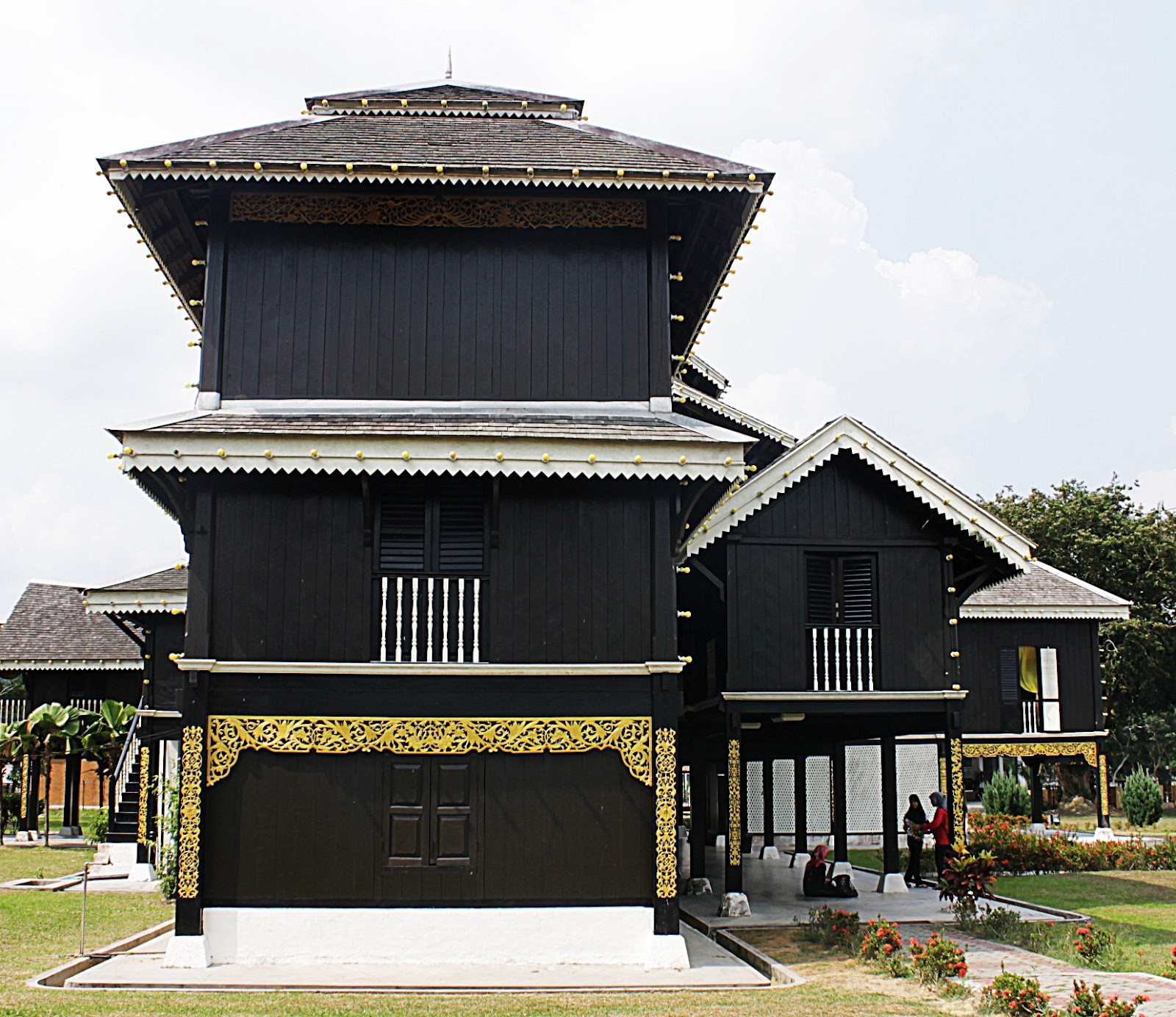 Sang Ekstasi: Istana Besar Seri Menanti Kuala Pilah, Negeri Sembilan