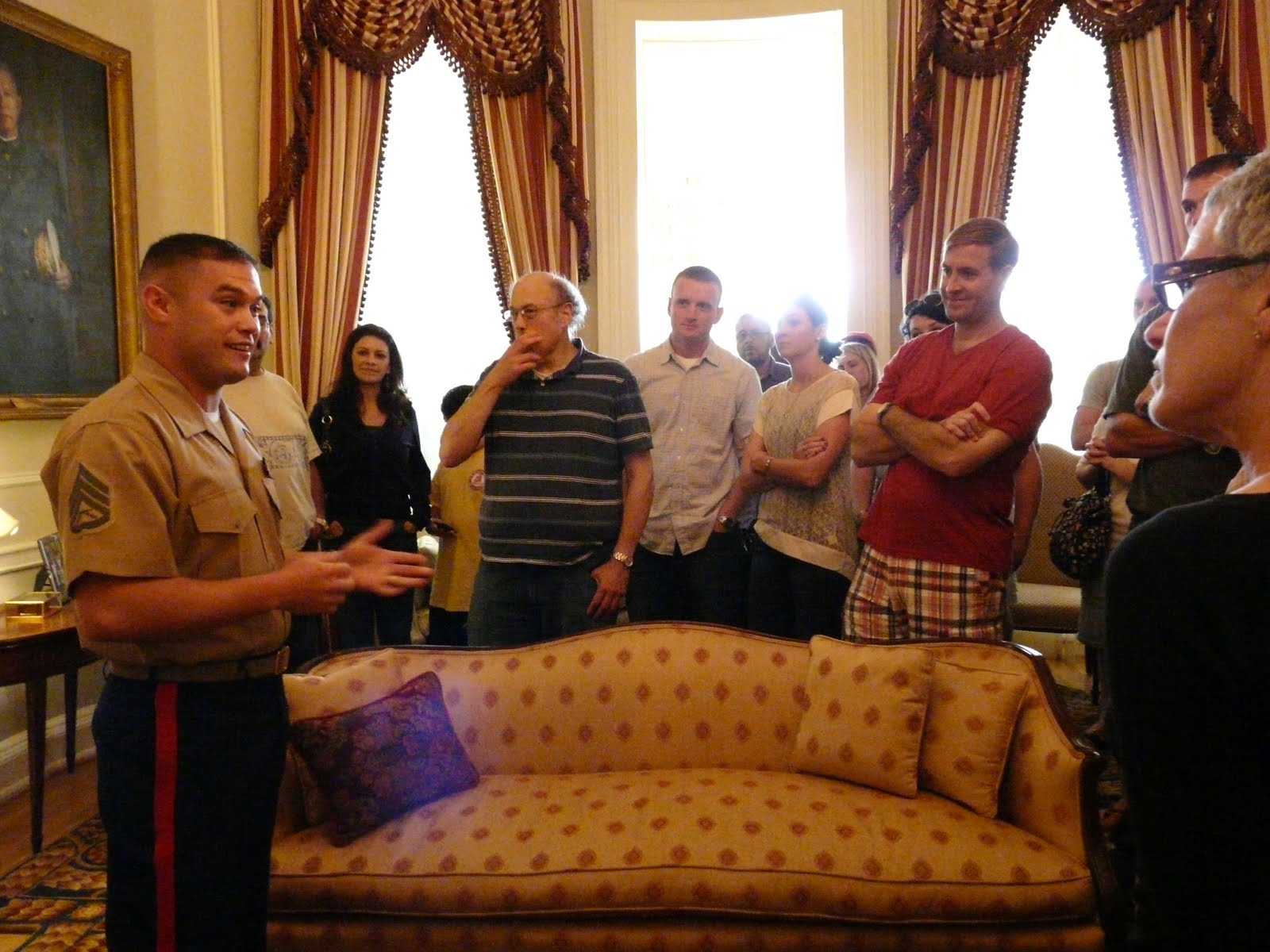 Tuxedo-moon: Tour of the Marine Commandant's Home