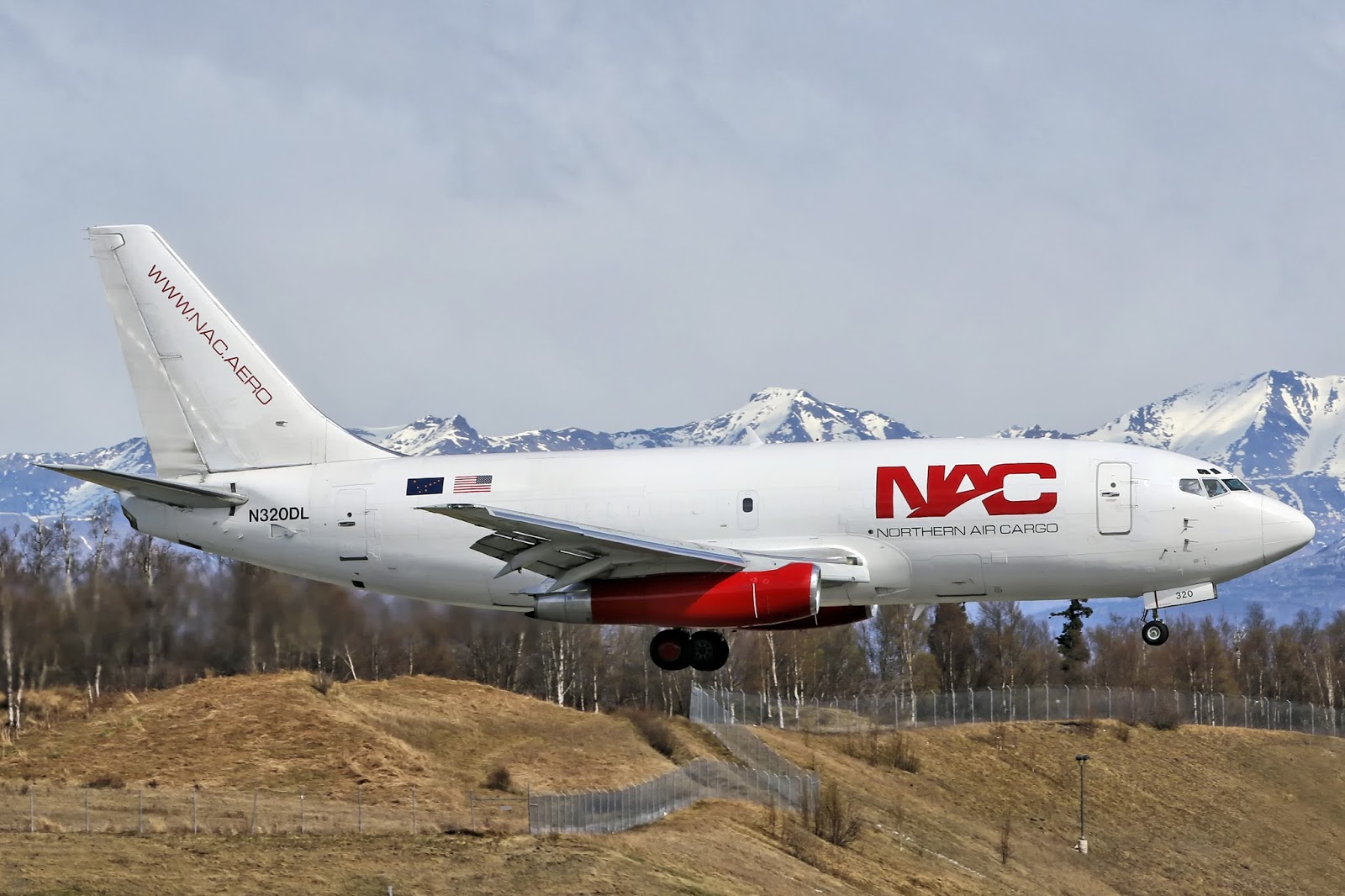 Aero Pacific Flightlines: Northern Air Cargo (NAC) Boeing 737-232(A)(F ...