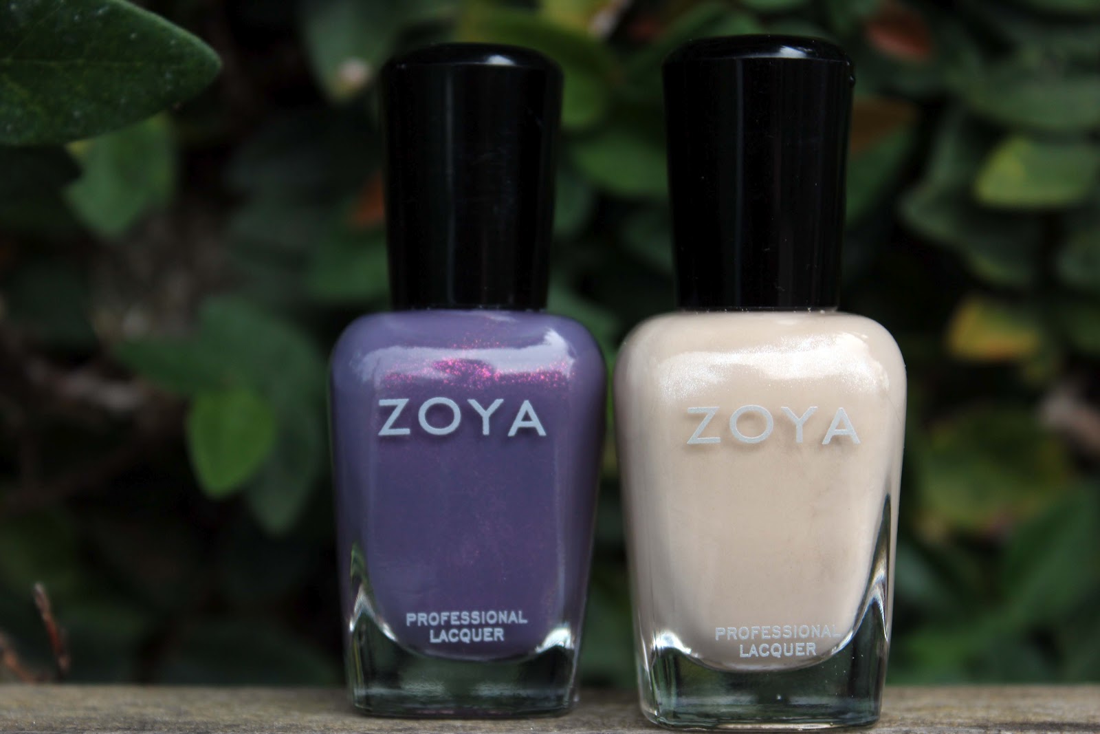 Unha colorida: Swatches da coleção Zoya True: Lótus e Cho