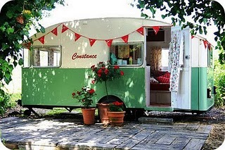 Digella Emporium: Vintage Caravan
