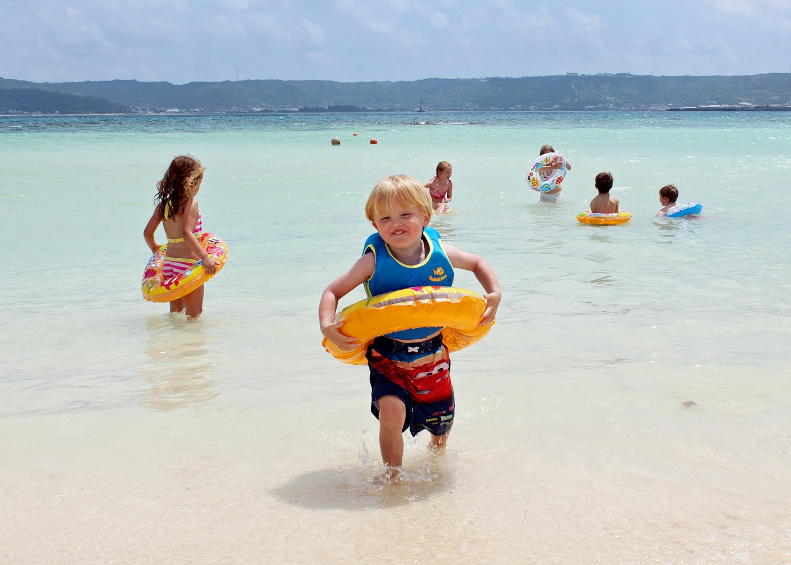 Enjoying Life With 4 Kids: Spring Break Day #2- Nishihara Marine Park