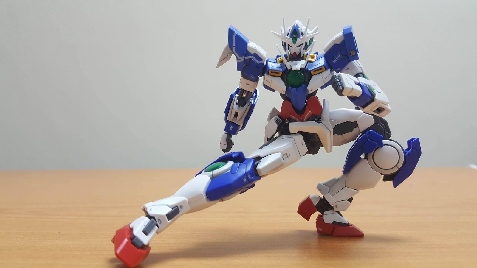 RG 1/144 Gundam 00 Qan[T] – REVIEW – Gundam.my Blog