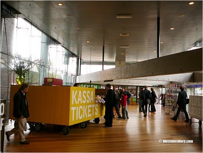 MuseumsMore: Entrance hall at the NAI, Rotterdam
