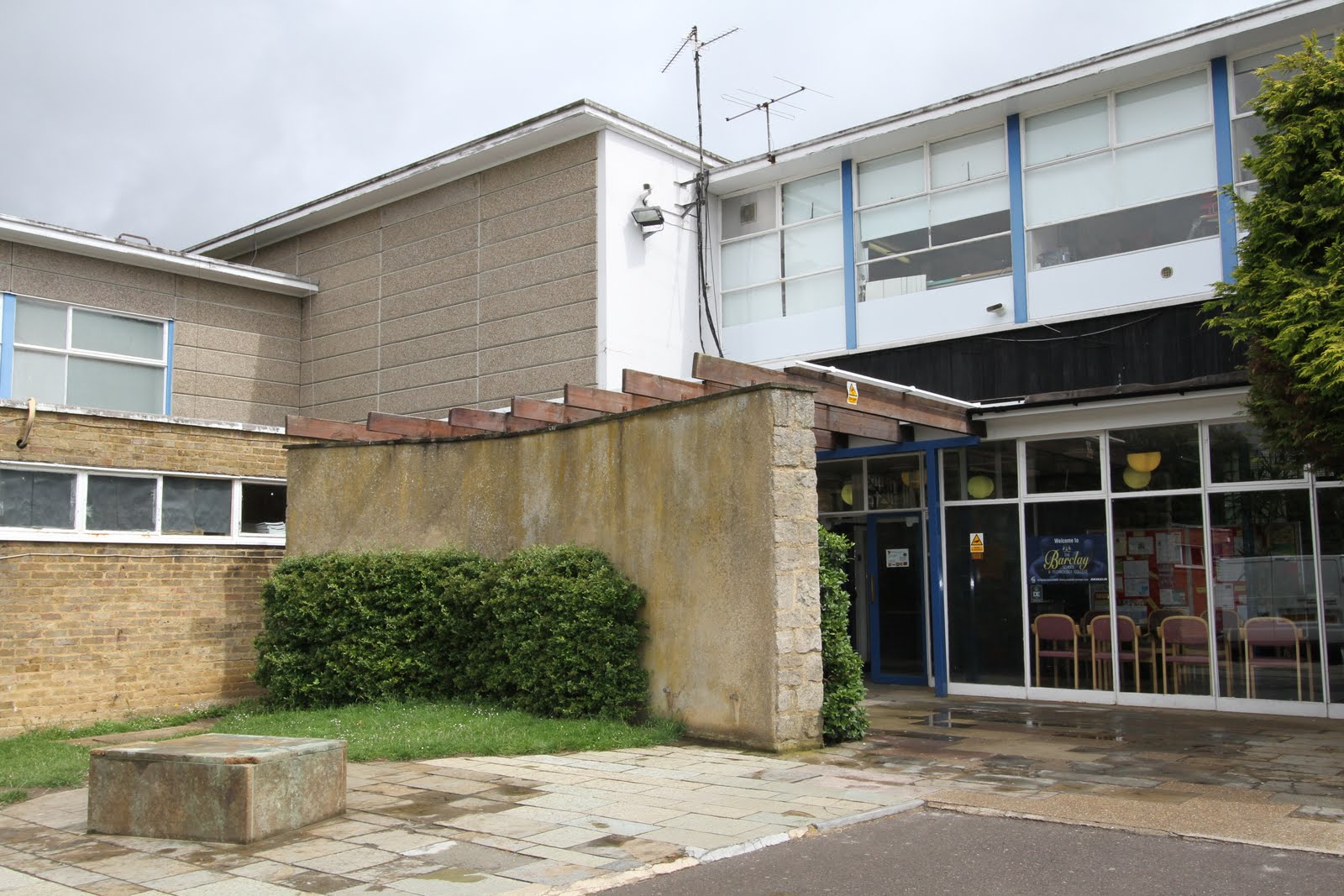 The Decorated School: Barclay School, Stevenage, Hertfordshire