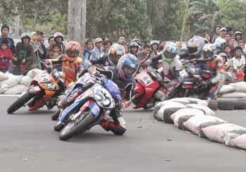 Gambar Motor Road Race | R-way Collection
