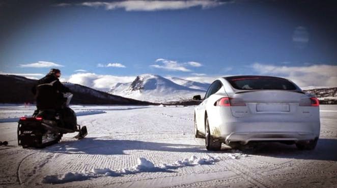 the good word groundswell: Frozen Lake Drag Race in Norway: Tesla AWD ...
