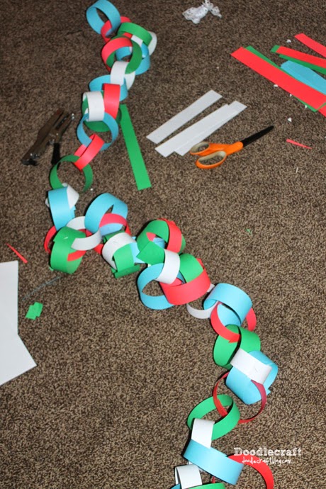 Deck the Halls with Paper! 3D Snowflakes and Paper chains!