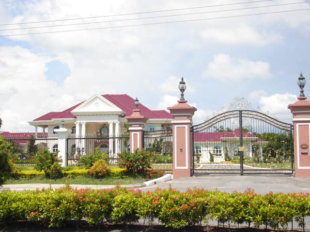 Every Step at Miri: Mansions in Miri