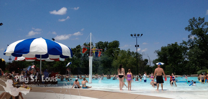 Play St. Louis: Manchester Aquatic Center, Manchester